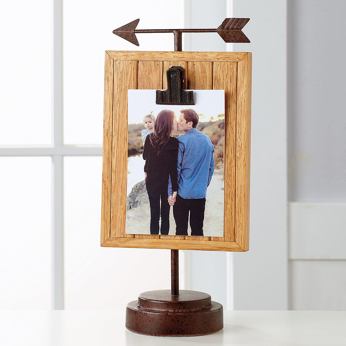 Arrow Photo Holder | Colorful Images